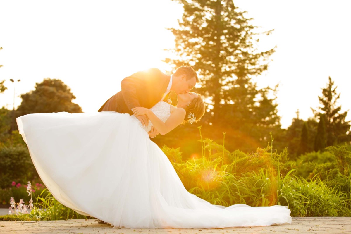 Wedding Photography at Barrie Country Club in Barrie, Ontario ...